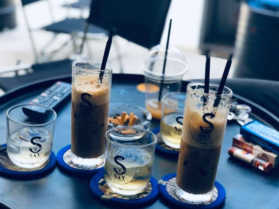 Tiệm cafe Say Sài Gòn - Bưng Ông Thoàn