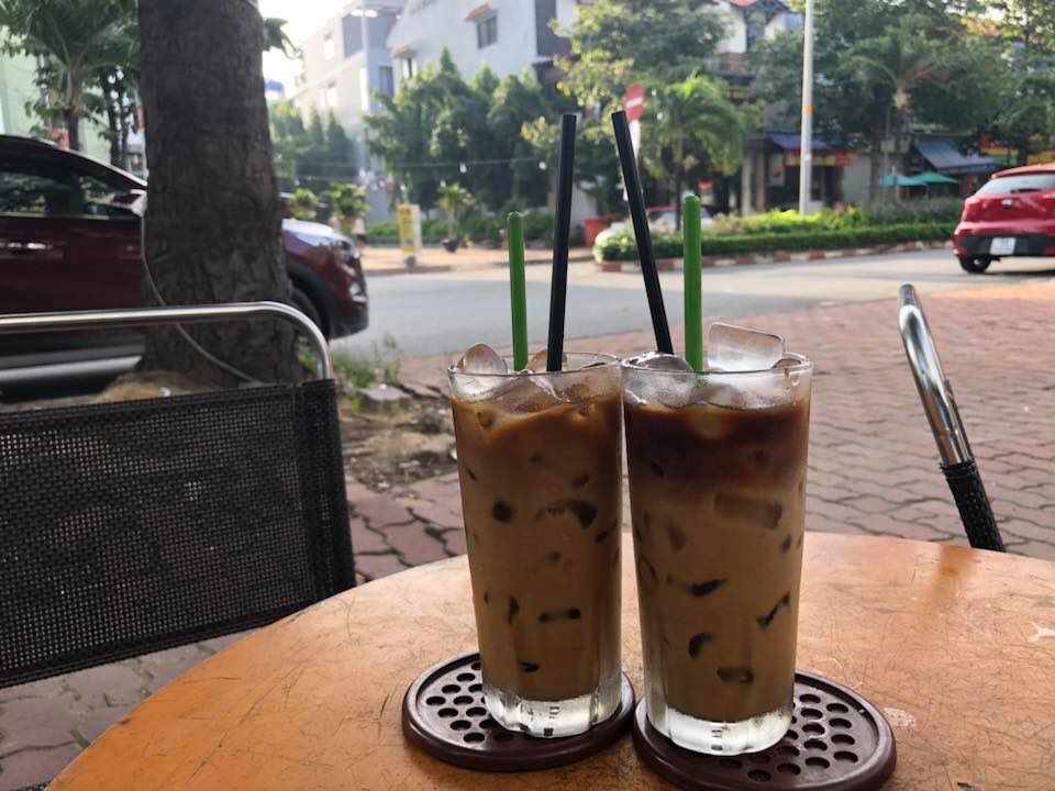 Cafe Hồng Matsu - Tòa Nhà Petroland - Tân Trào